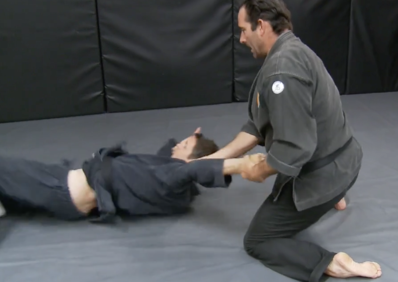 Shinden Fudo Ryu Technique, Suzu Otoshi, Dropping the Little Bells, for ...